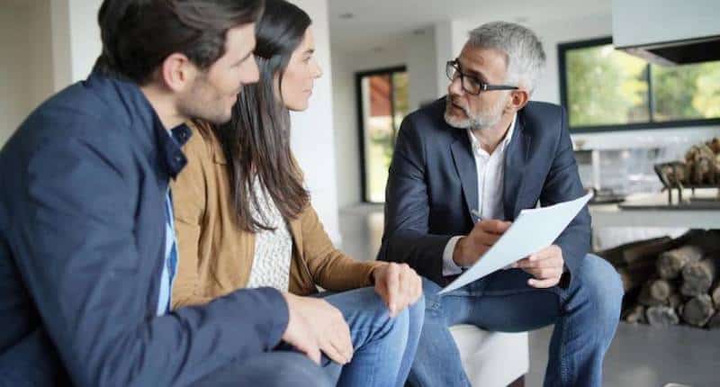 Come diventare agente immobiliare: costo patentino e guadagno