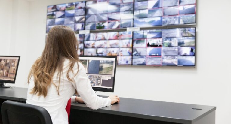 Lavorare al videoterminale: rischi e norme per la sicurezza